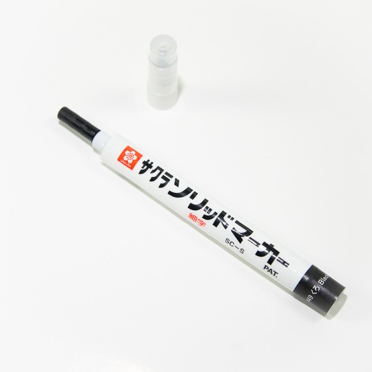 Mini Solid Marker noir Sakura